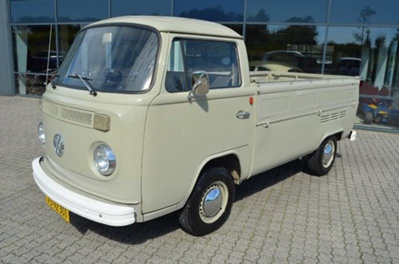 1975 Volkswagen Typ 2 Bay window is listed Sold on ClassicDigest in ...