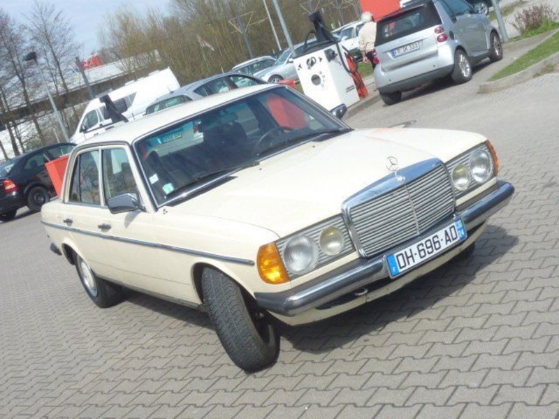 1979 Mercedes-Benz 300D w123 is listed Såld on ClassicDigest in ...
