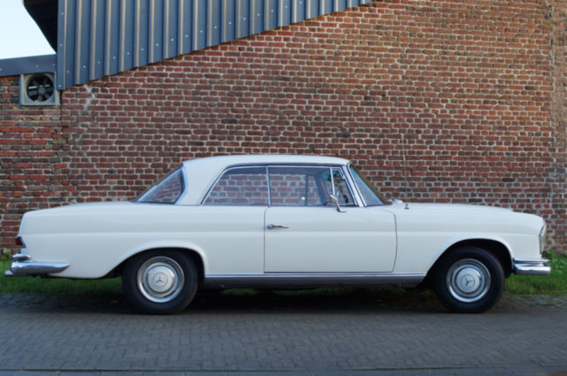 1966 Mercedes-Benz 250SE Coupé w111 is listed Verkauft on ClassicDigest ...