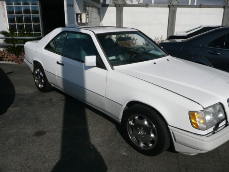 1993 Mercedes-Benz 300 w124 is listed Sold on ClassicDigest in 10711 ...