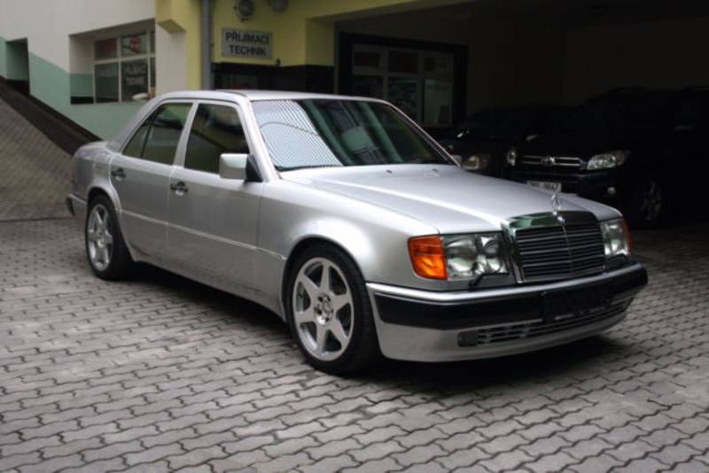 1992 Mercedes-Benz 500 w124 is listed Sold on ClassicDigest in Zvonarka ...